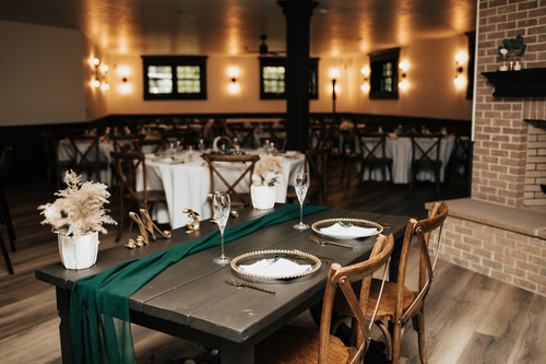 Sweetheart Table 3'x4' | Basil Place