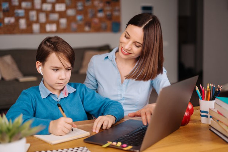 Benefits and Challenges of Online Learning