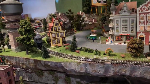 Roco E 18 museum edition electric locomotive 43660 HO Scale DC | Mysite