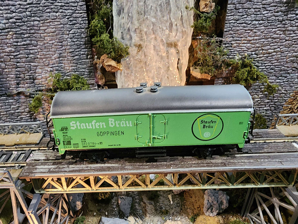 Marklin DB staufen brau Freight Car 4934 HO scale AC | Mysite