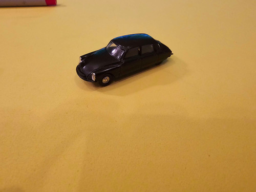 EKO Citroen DS 19 2-19 HO Scale | Mysite