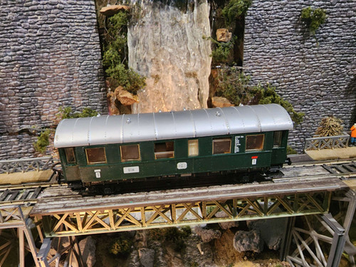 Lima DB Passenger Car 10-200 HO Scale DC | Mysite