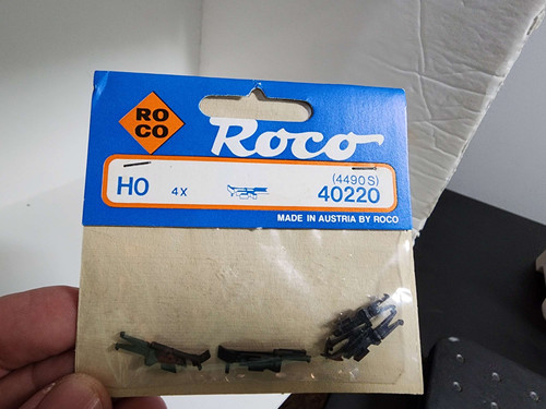 Roco Coupler Pack 40220 HO Scale ( Qty 4) | Mysite