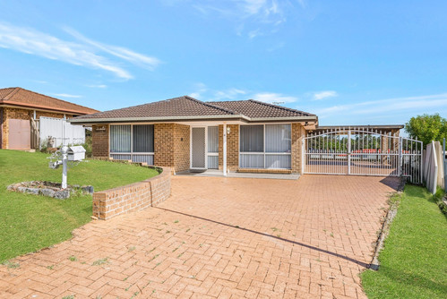 4 Heliodor Place, Eagle Vale, NSW 2558 | Boka Real Estate