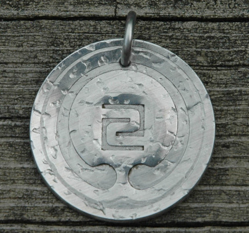 IOGKF Mon, Textured Aluminum, 3.2 cm | whisperingelmsstudio