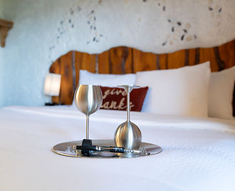 Homer Inn and Spa | hotel homer alaska | 895 Ocean Drive Loop, Homer ...