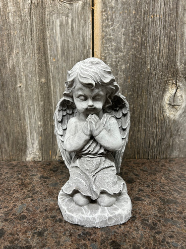 Praying Angel Looking Down | Making Memories
