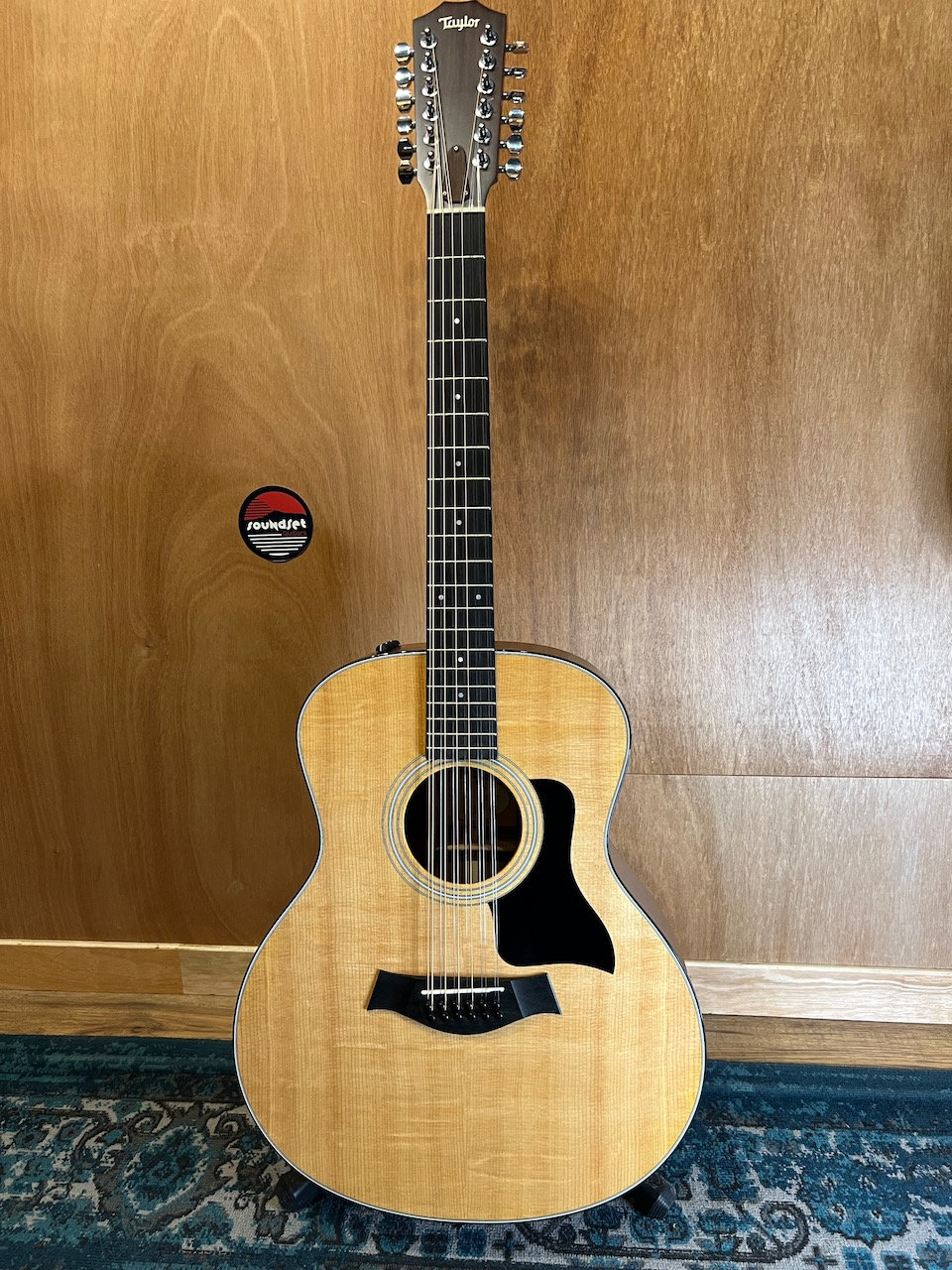 Soundset Guitars / guitares acoustiques / Taylor 356e 12 cordes