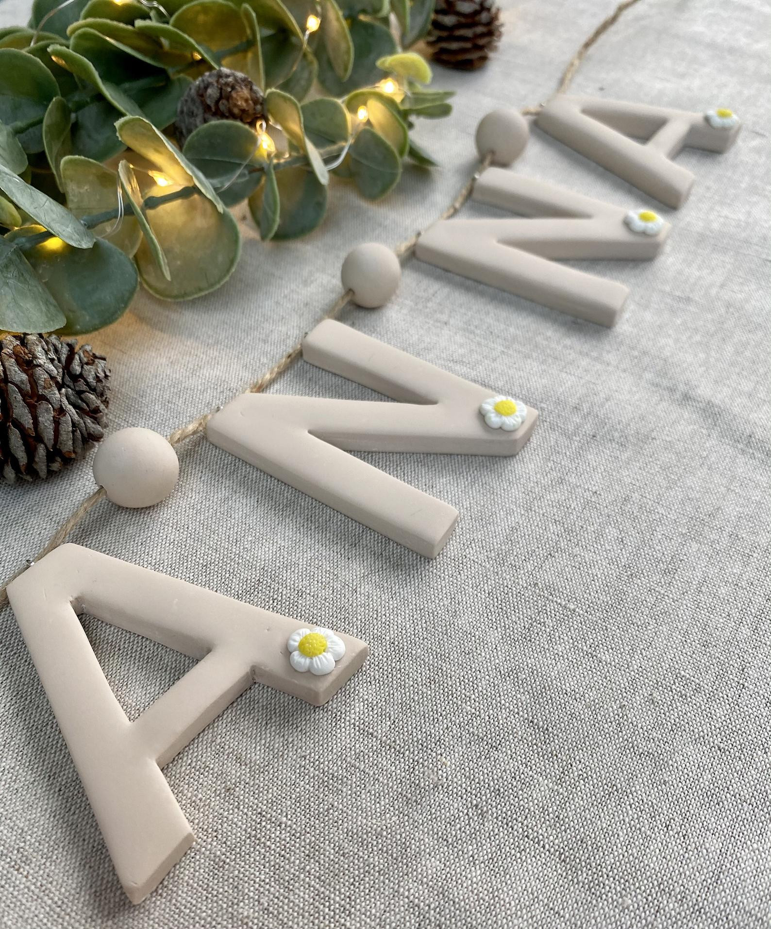 daisy-name-garland-personalised-name-garland