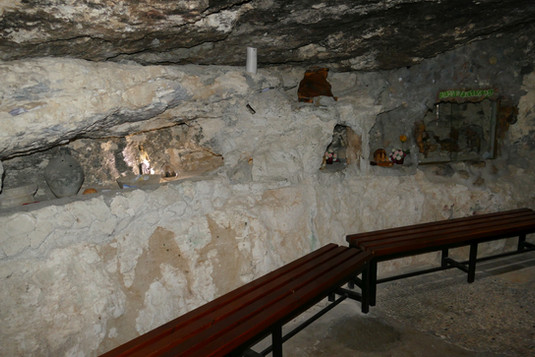 Shepherds' Field in Bethlehem: Franciscan and Greek Orthodox sites ...