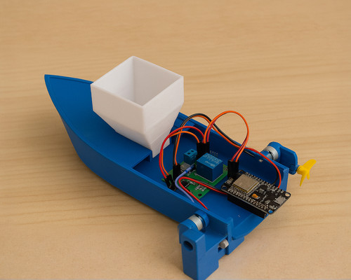 Buy Automatic Fish Feeding Boat | LearnElectronics India