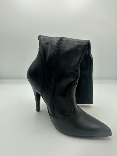 Knee High Boot Sample | ILSB