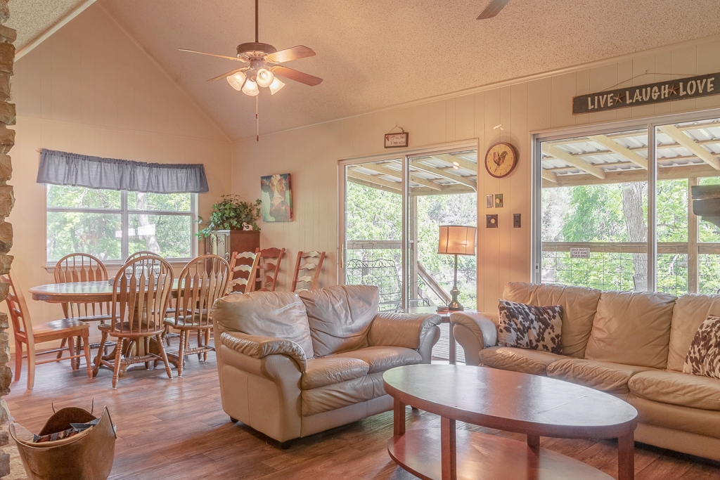 Red Barn Cabin | moocowrentals