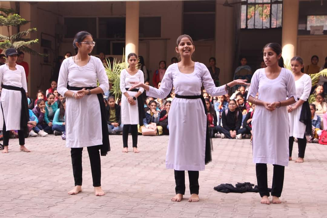 Nukkad Natak2121 | Hindu Kanya College