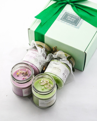 Iconic (M) Gift Box - 002 | Candles With a K