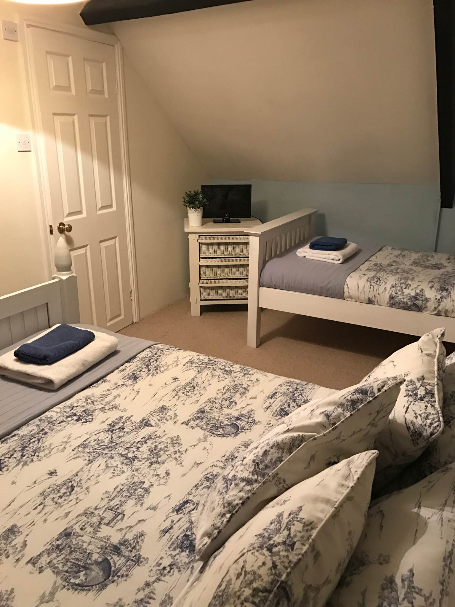 THE ROOMS | park-house-country