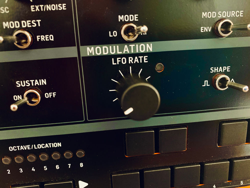 What is an LFO and how to use it in your productions
