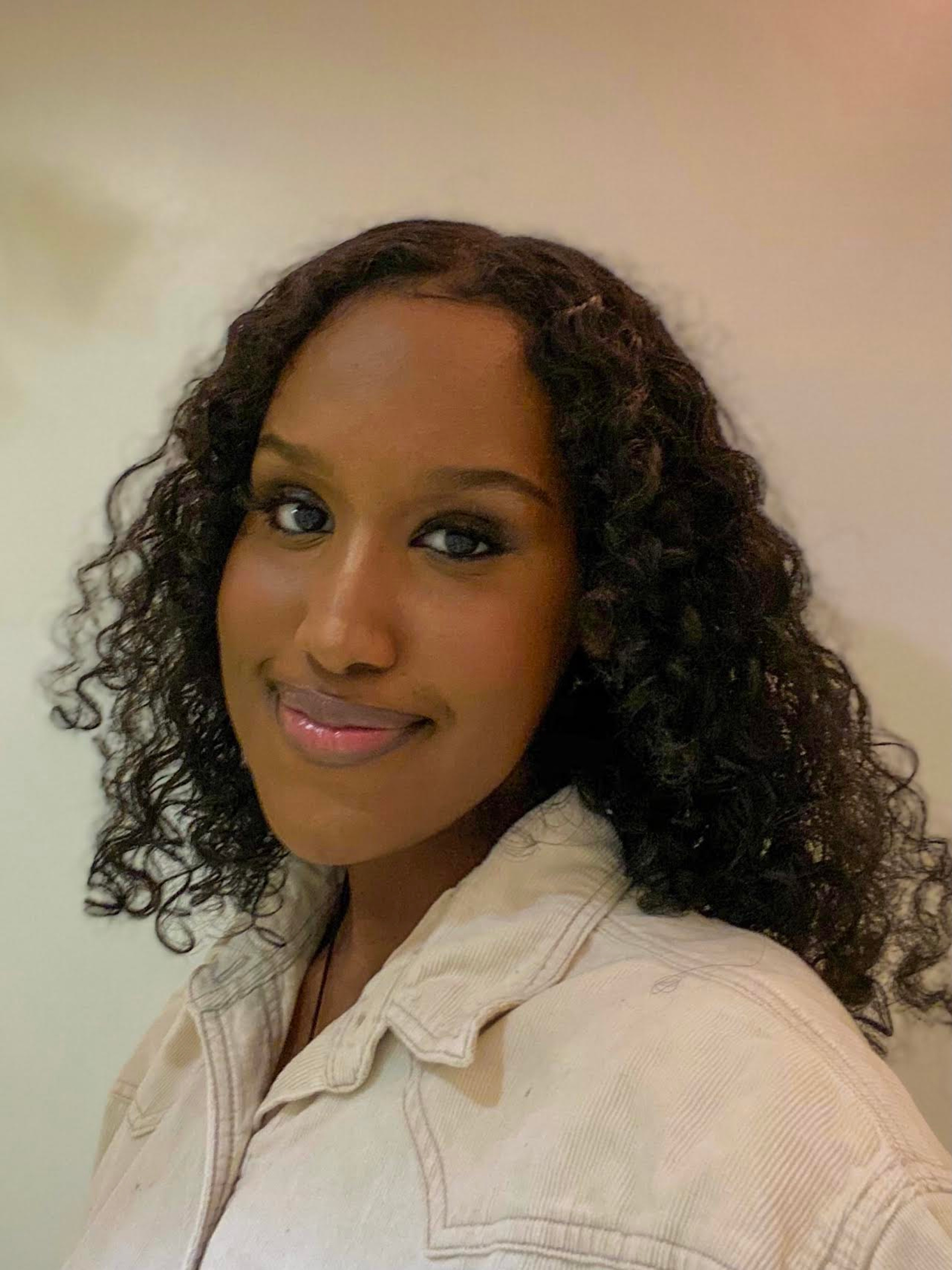 “I Used to Feel Alone” by Aliya | A Moment of Your Time Podcast