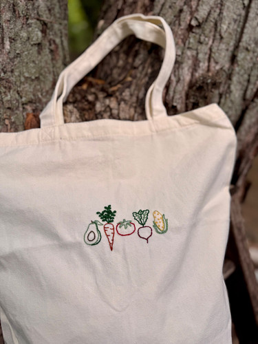 Farmers Market Tote Embroidery with Leigh 7/12 | Grow Geneva