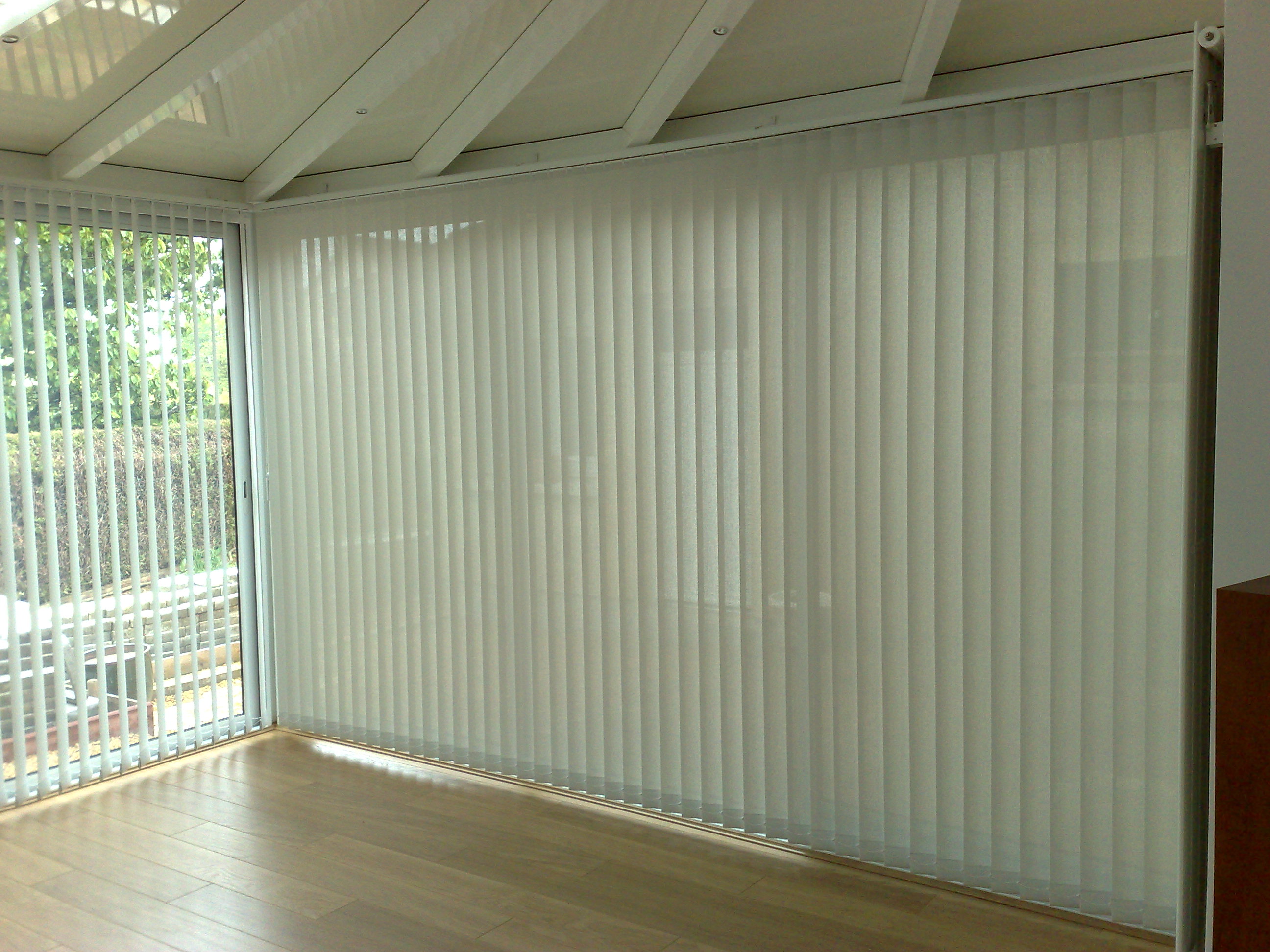 Store à bandes verticales - PRIVA STORES -entre Metz et Nancy, Moselle