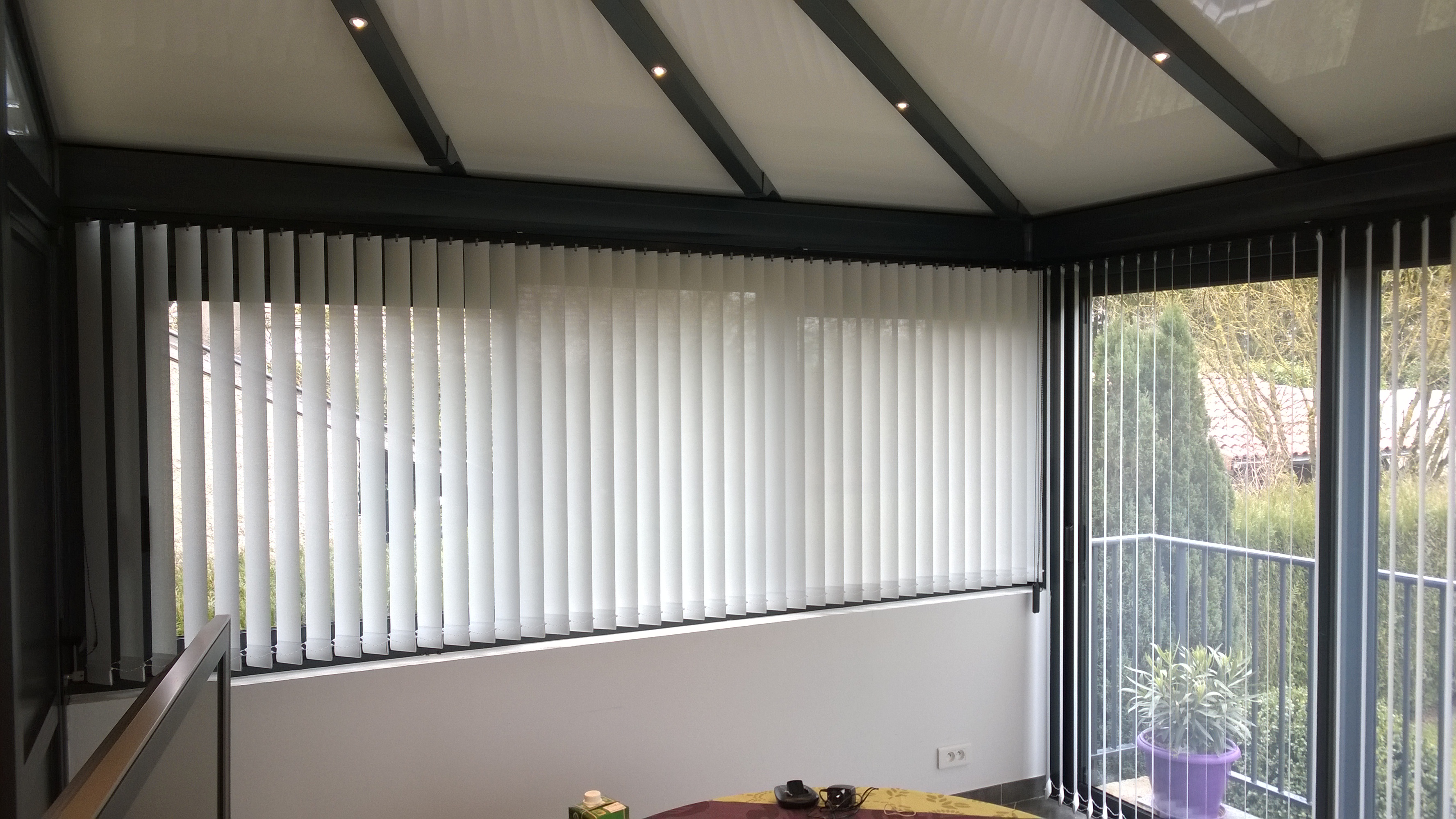 Store à bandes verticales - PRIVA STORES -entre Metz et Nancy, Moselle