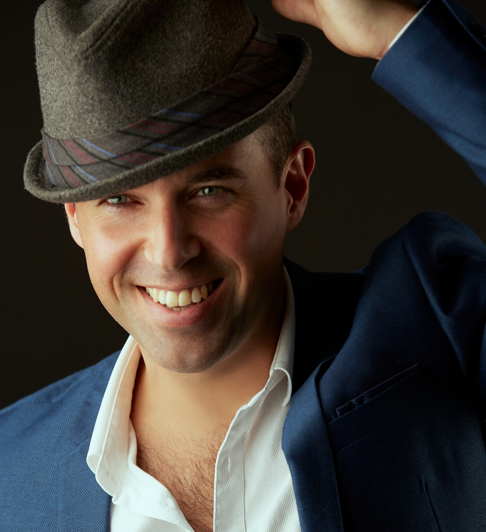 LUKE ALLEVA at Claire's Petit Cabaret | Claire's Kitchen