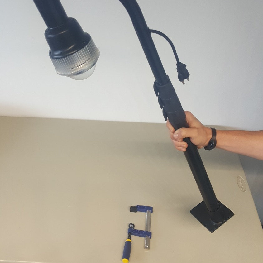 LED 60w pop up table clamp display light | trade-show-lighting