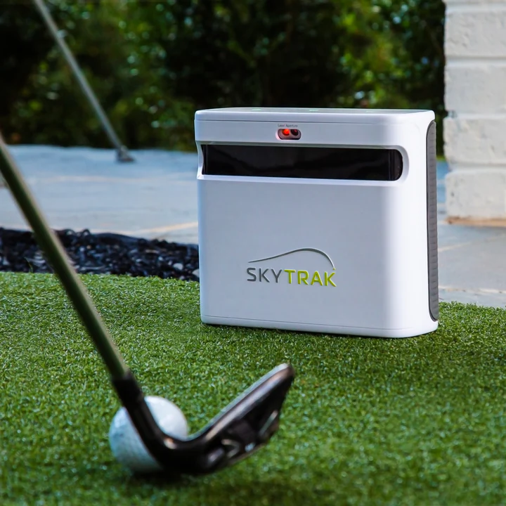 SkyTrak Plus Launch Monitor | Big Buck Golf