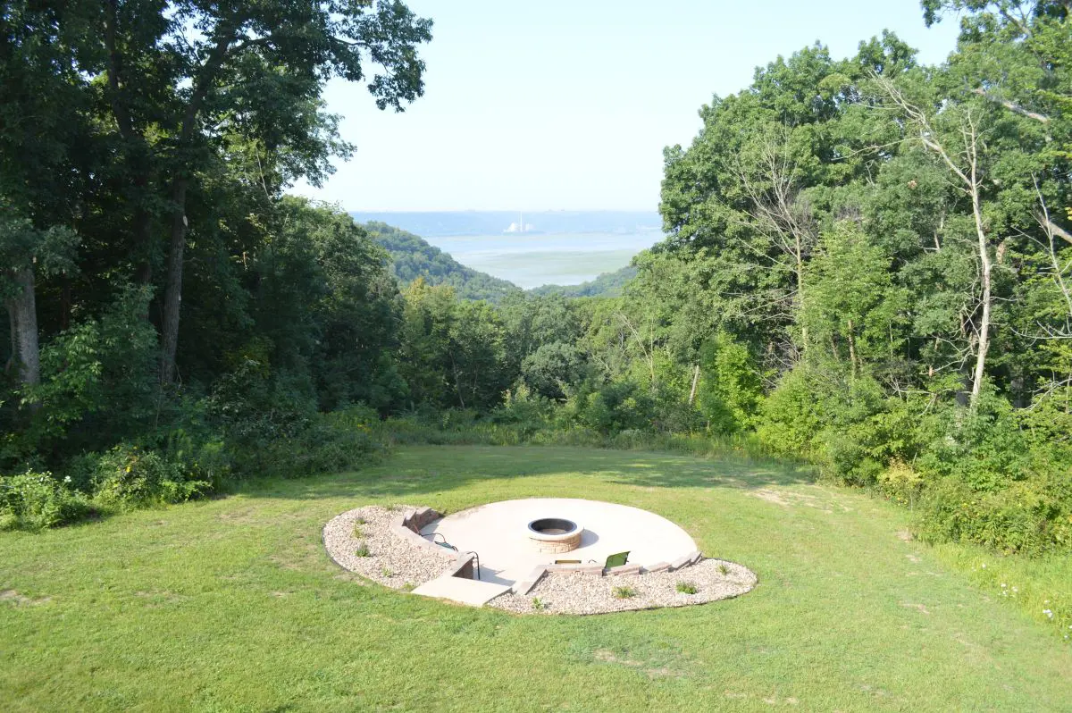 Lodging | Visit Ferryville