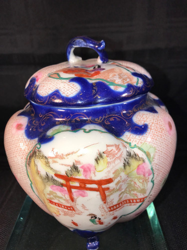 NIPPON FOOTED TEA CADDY | artcollectantiques