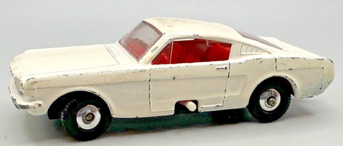 Mustang Fastback | Matchbox.CR