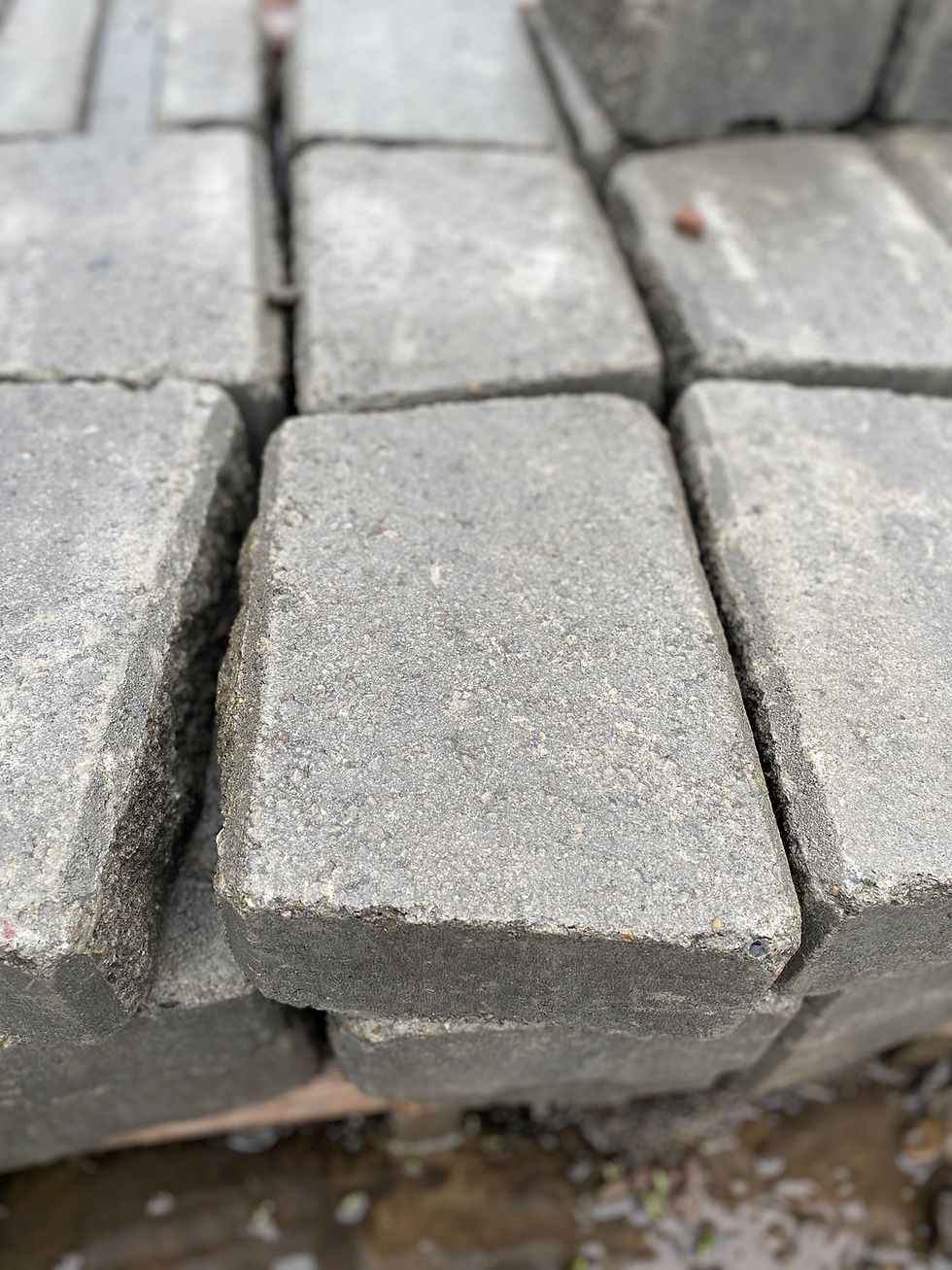 Retaining Wall & Freestanding Blocks | Canby Landscape Supply 3/3