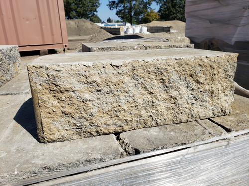 Rockface Corners 6x18x9 | Canby Landscape