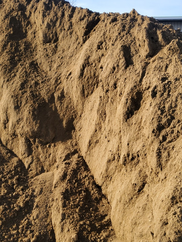 Sandy Loam Topsoil | Canby Landscape