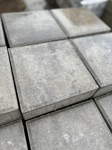 8x8 City Stone V Granite | Canby Landscape