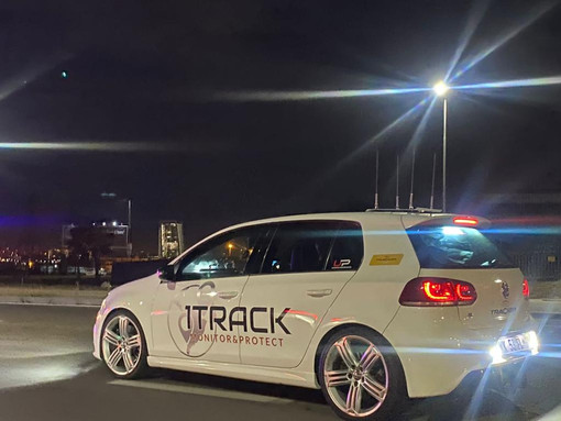 Contact | 1 Track Monitor And Protect