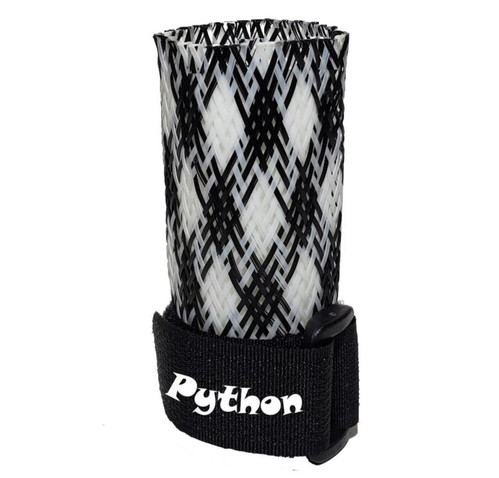 B/W Garter Snake | Python Putt Retrieve