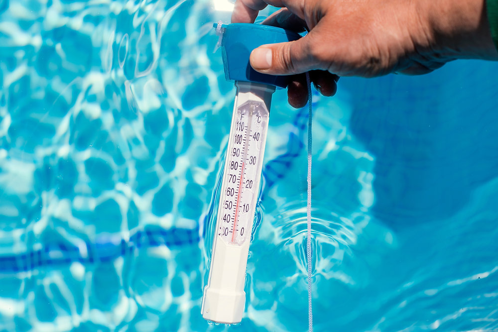 Tips warme temperaturen op zwembaden Curacao