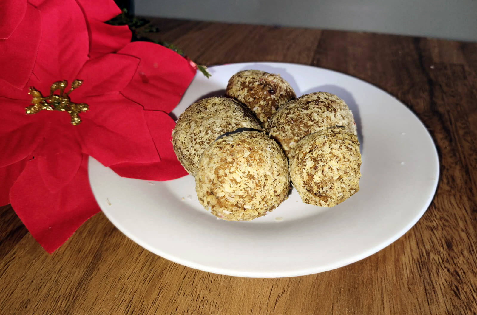 Date and Nut Bliss Balls | Estuary Learning