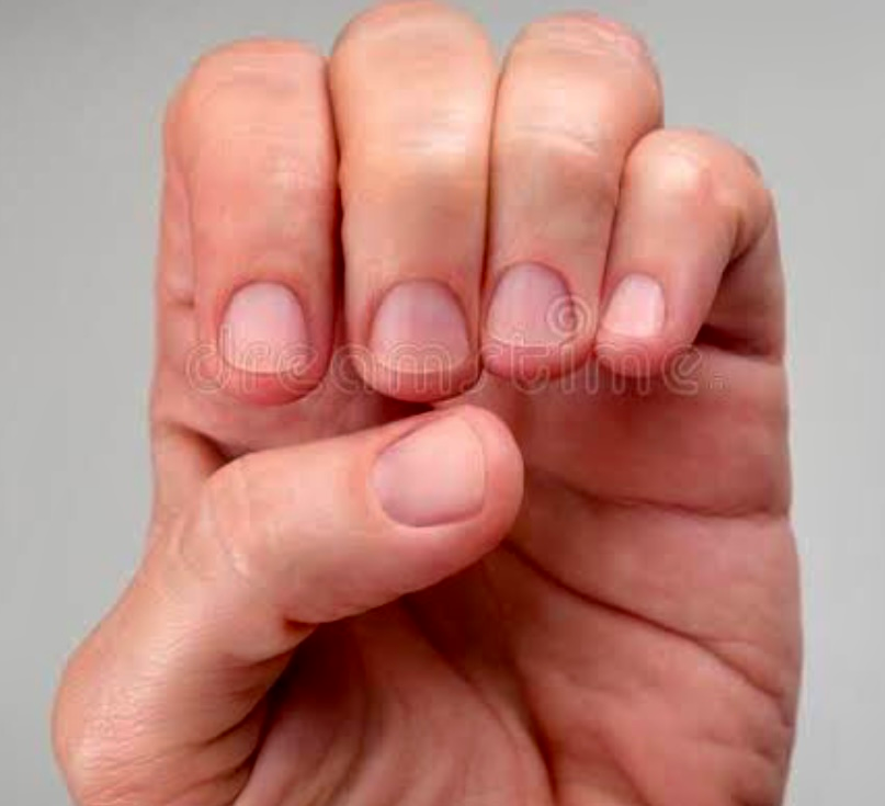 Jewellery & Finger nails