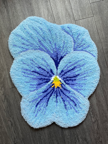 Baby Blue Pansy Wallhanging | mysite