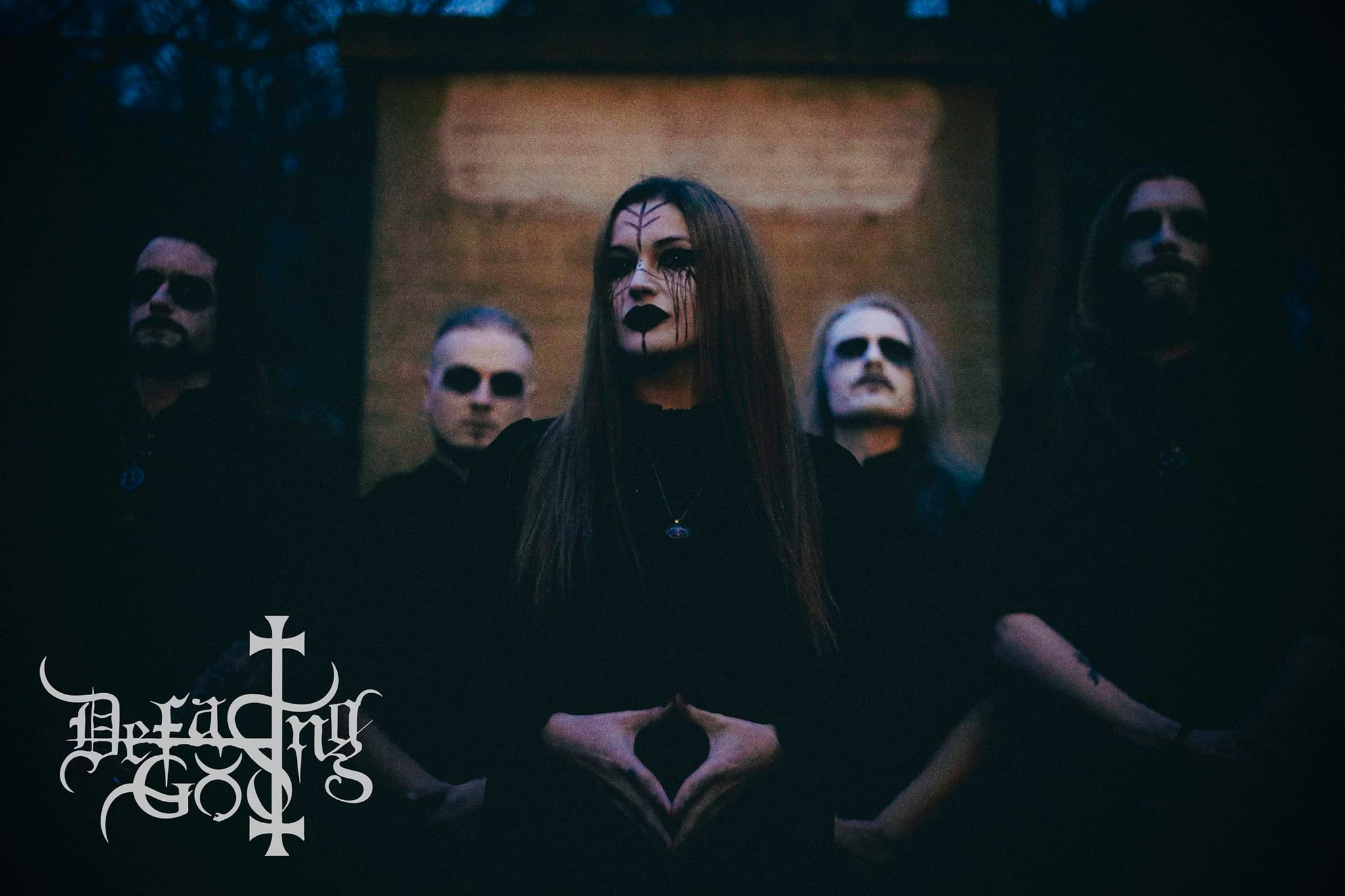 DEFACING GOD (05-05, 21:05-22:05)