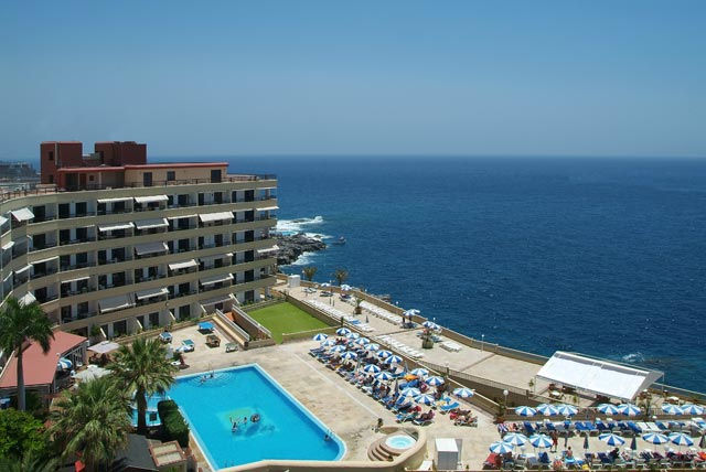 Pearly Grey Ocean Club | Options