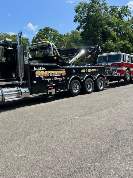 Justin Foster's Towing and Recovery | Services