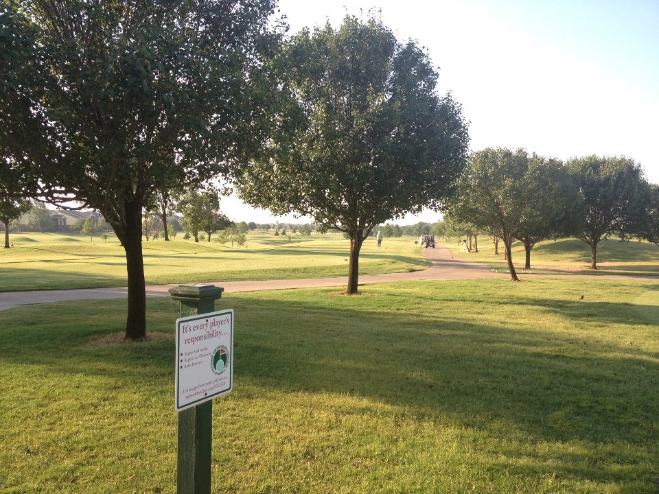 Moore Golf & Athletic Club / Affordable Championship Golf