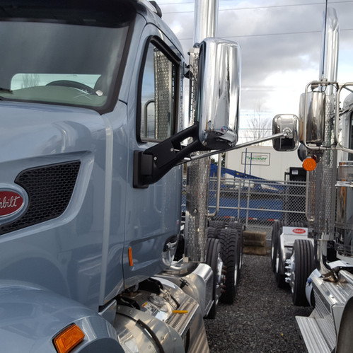 Peterbilt 567 Oversize Load Mirror Bracket Set | Mirrorextension.com