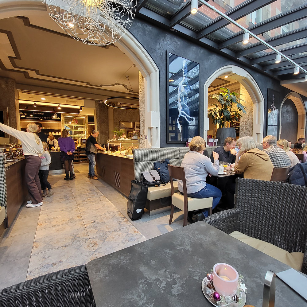 Das große Sonntagsfrühstück im Café Toscana!