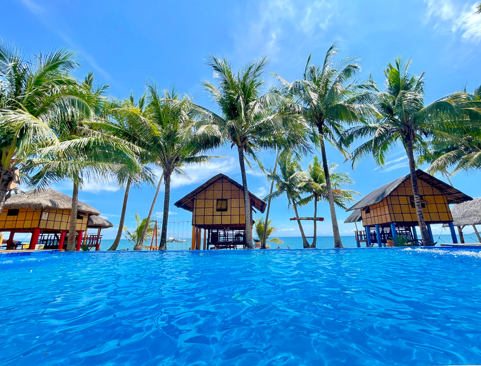 Beach Park and Restaurant | www.calilayancove.com | Calabarzon