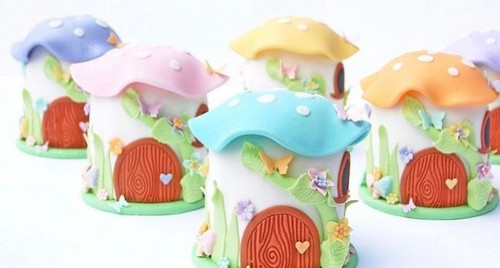 Mini Toadstool House Cake decorating 15th April 10.30am | Sweet Art Bakery