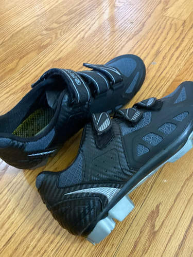 Gavin Cycling Shoes | Reimagine Resources